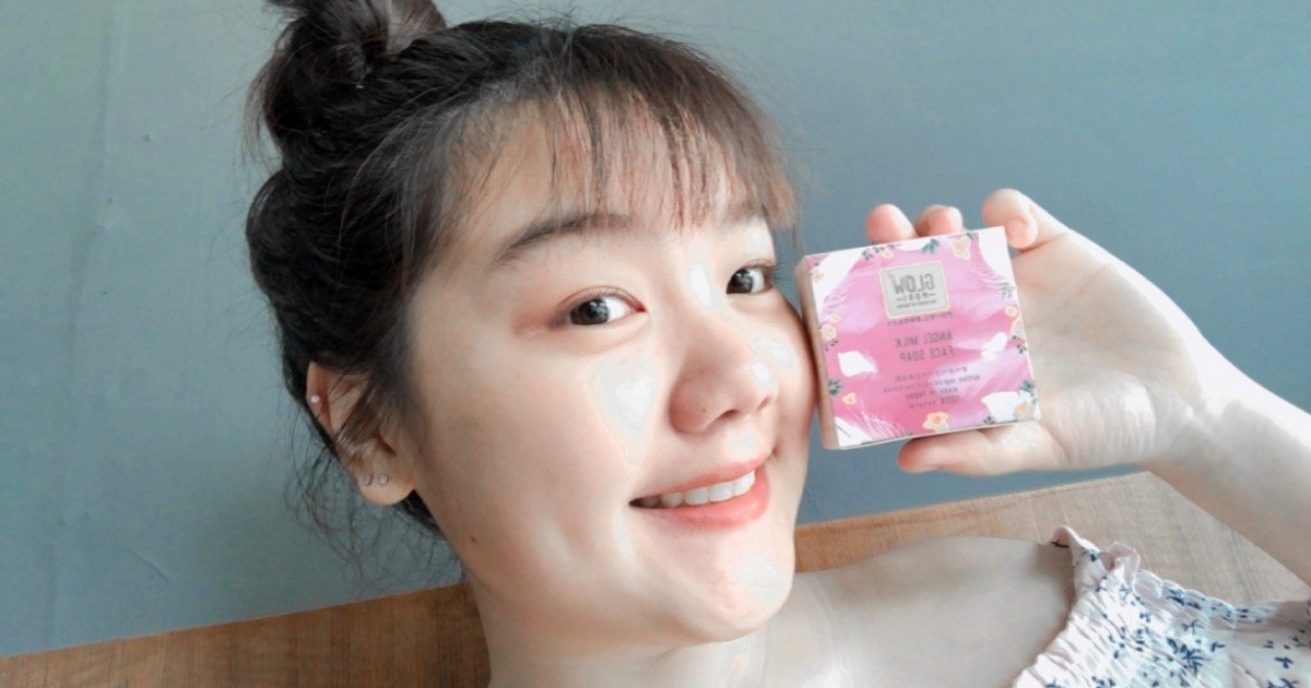 หน้าใสไร้สิวด้วย GLOW MOLI