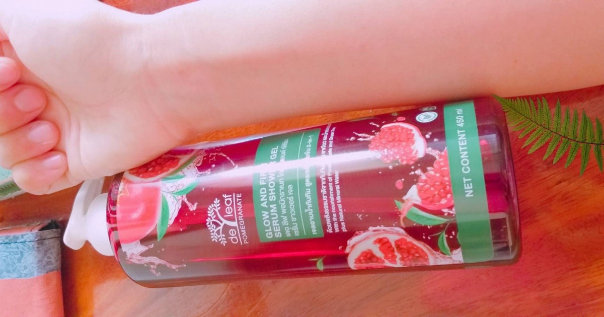 รีวิว De leaf Pomeganate Glow and Firm shower