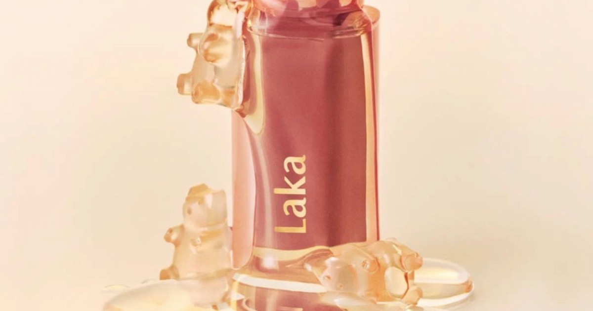 พาส่อง! ลิปรุ่นใหม่จาก Laka กลอสฉ่ำวาวพร้อมบำรุงริมฝีปากไปในตัว