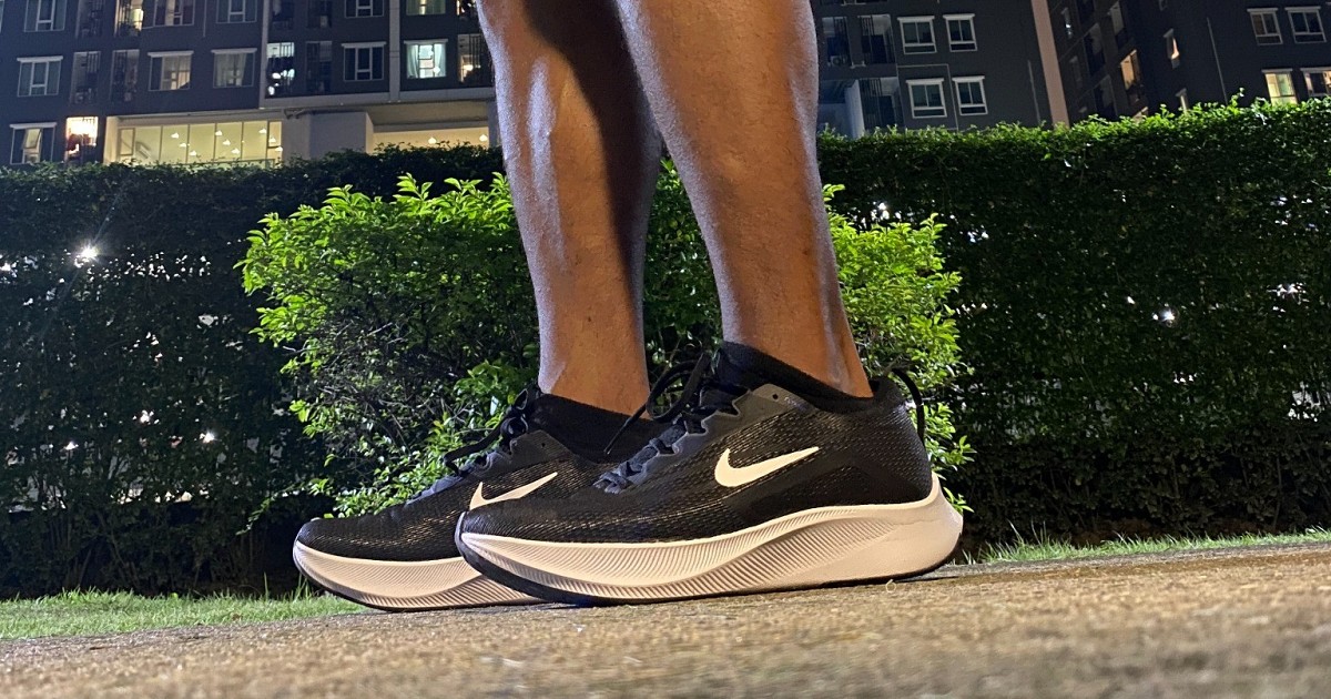 รีวิวรองเท้า Nike Zoom Fly 4 นุ่มเด้งวิ่งเร็วมากกกกก