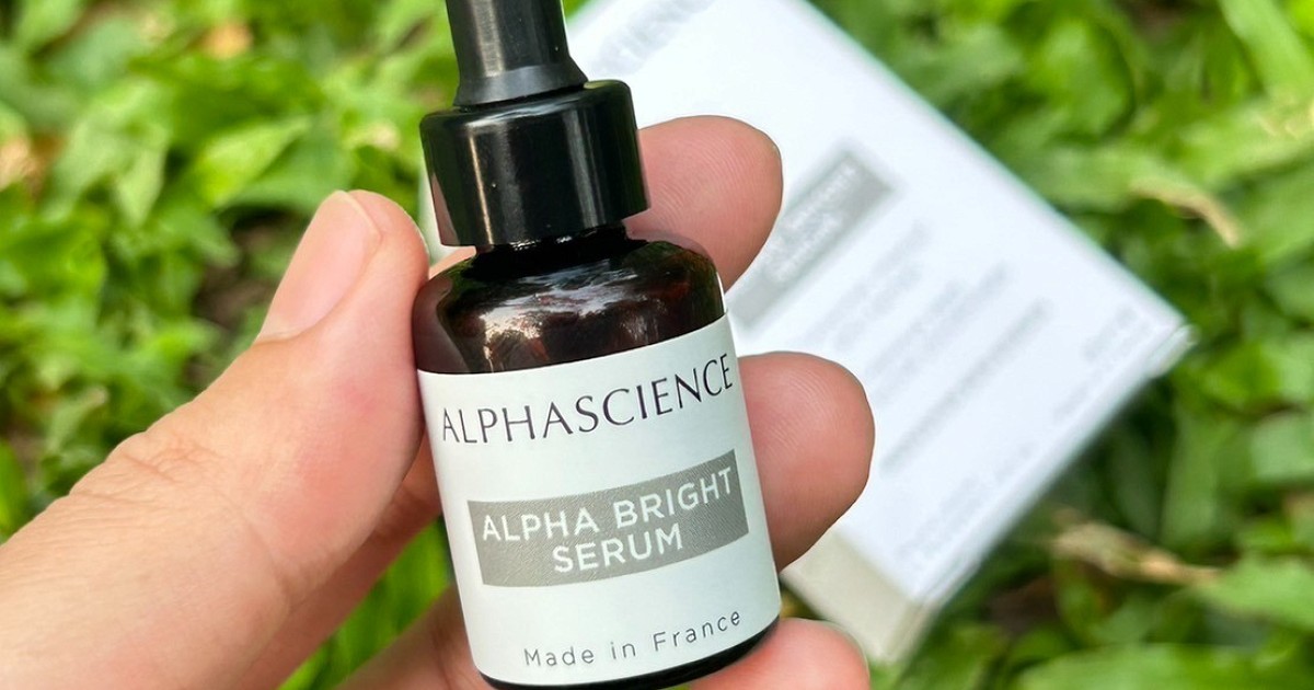 รีวิว Alphascience Alpha Bright Serum ลดเลือนฝ้า จุดด่างดำ ปรับสีผิวสม่ำเสมอ