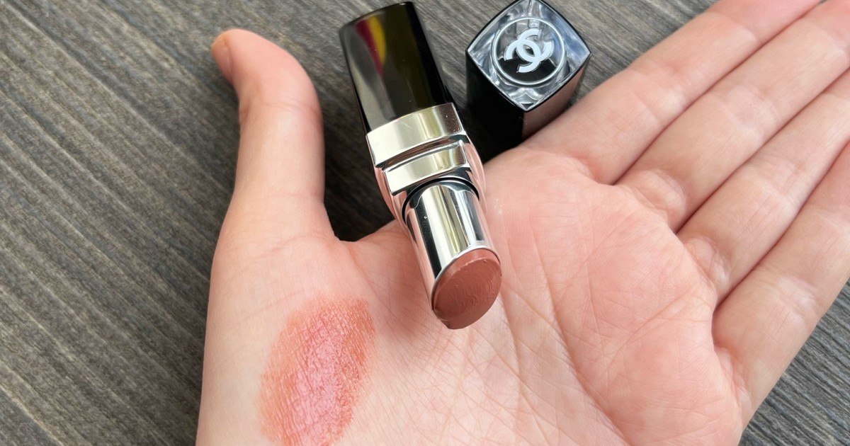 รีวิวลิปสติก Chanel Rouge Coco Bloom สี 150 Ease