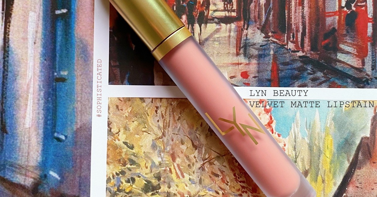 ลิปสติกสีสวยหวานหยดย้อย | LYN BEAUTY VELVET MATTE LIPSTAIN #SOPHISTICATED