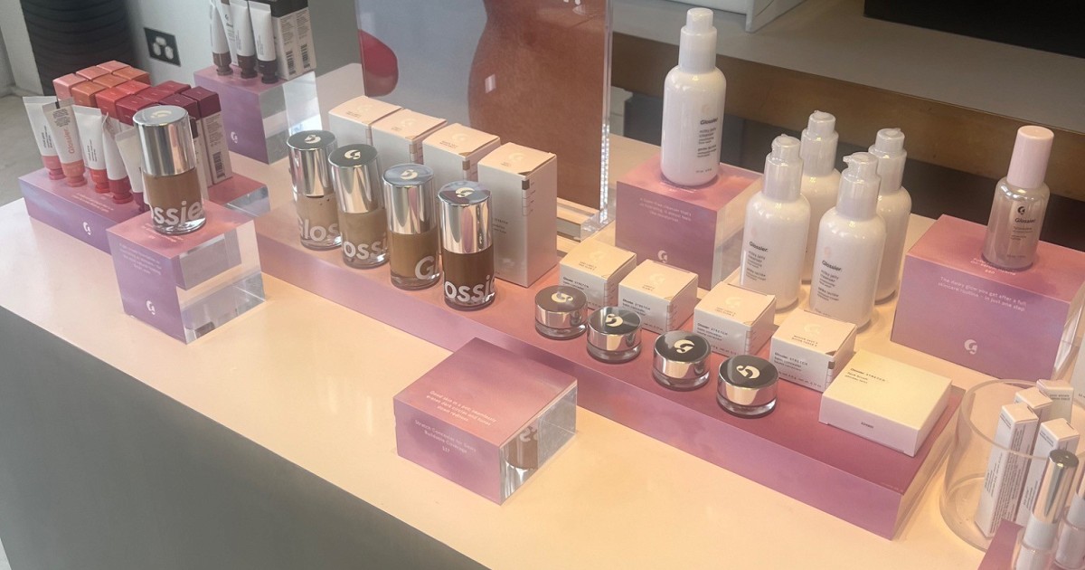 ๊Unbox mecca beauty loop box lv.3 & Glossier first day launched