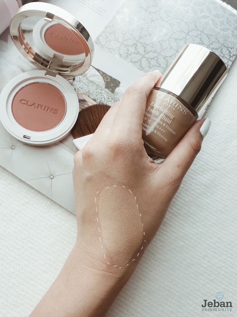 ไอเทมที่สาย Clarins Make Up ห้ามพลาด