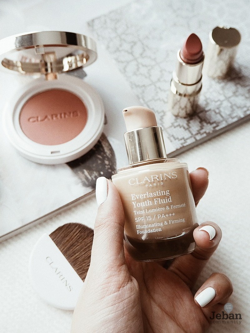 ไอเทมที่สาย Clarins Make Up ห้ามพลาด