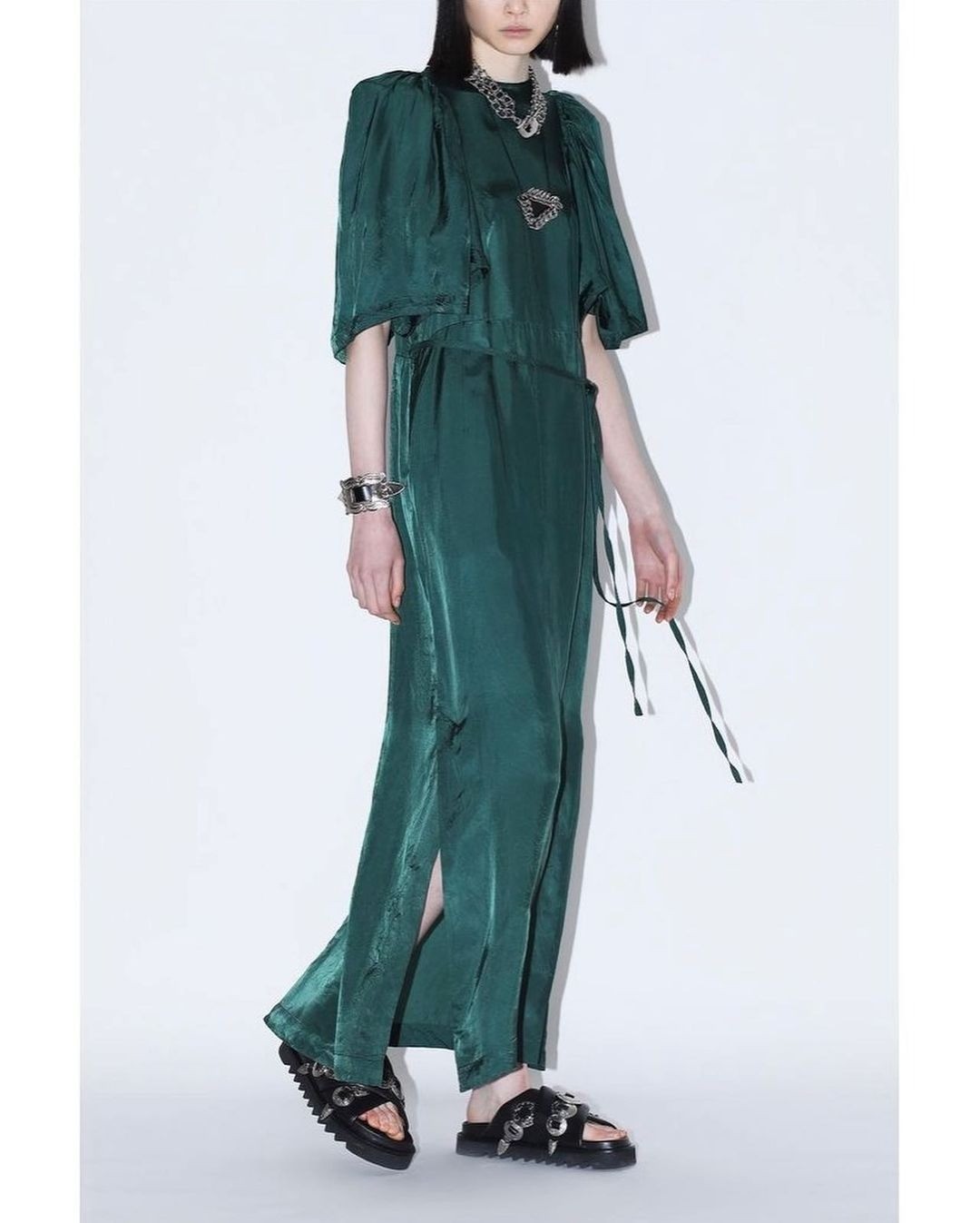 Toga Pulla แบรนด์แฟชั่นญี่ปุ่นที่ดูเปรี้ยวจี๊ด