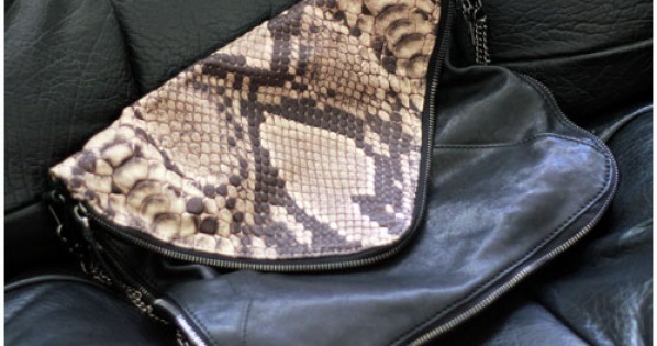 รีวิว Slash by Boyy Bag เป๋าฮิตใบล่า